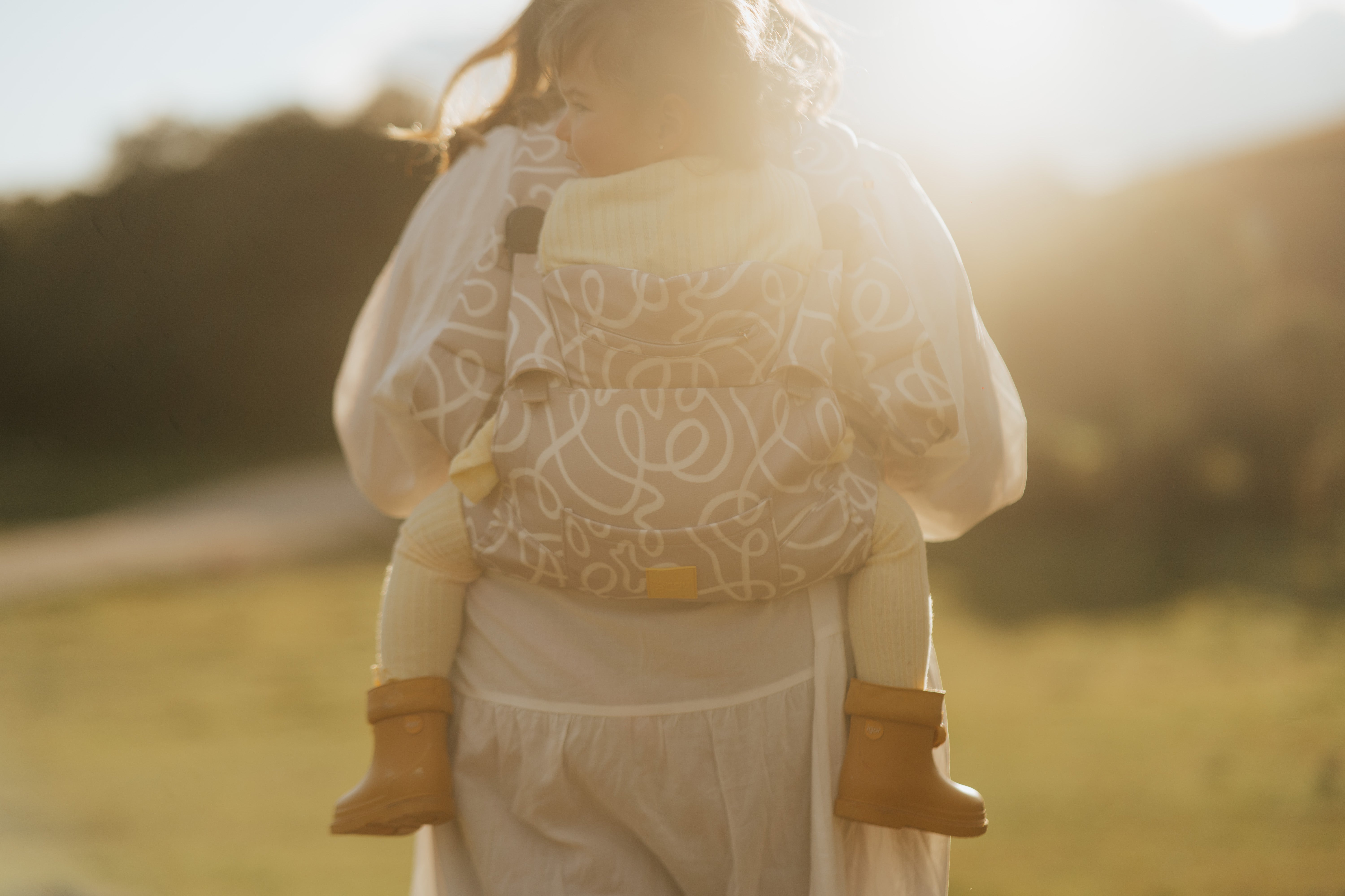 Kngu - Portabebés Ergonómico de Algodón con Enganches Magnéticos